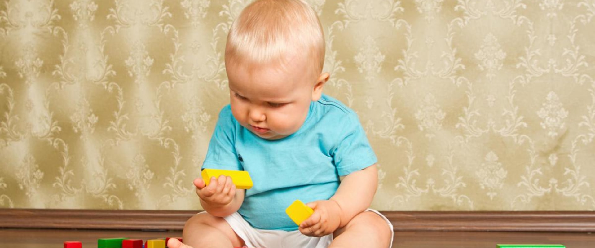 Hitos de la motricidad fina para bebés